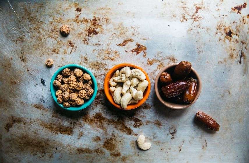 Love Chocolate Snacks When Gaming? There are Healthy Options! - Winch ...